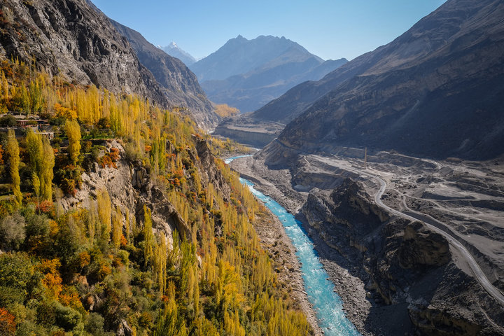 HUNZA VALLEY AUTUMN TOUR – DREAMSCAPE TREKS & TOURS